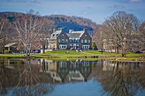 40 Most Beautiful College Campuses in Rural Areas - Great Value Colleges