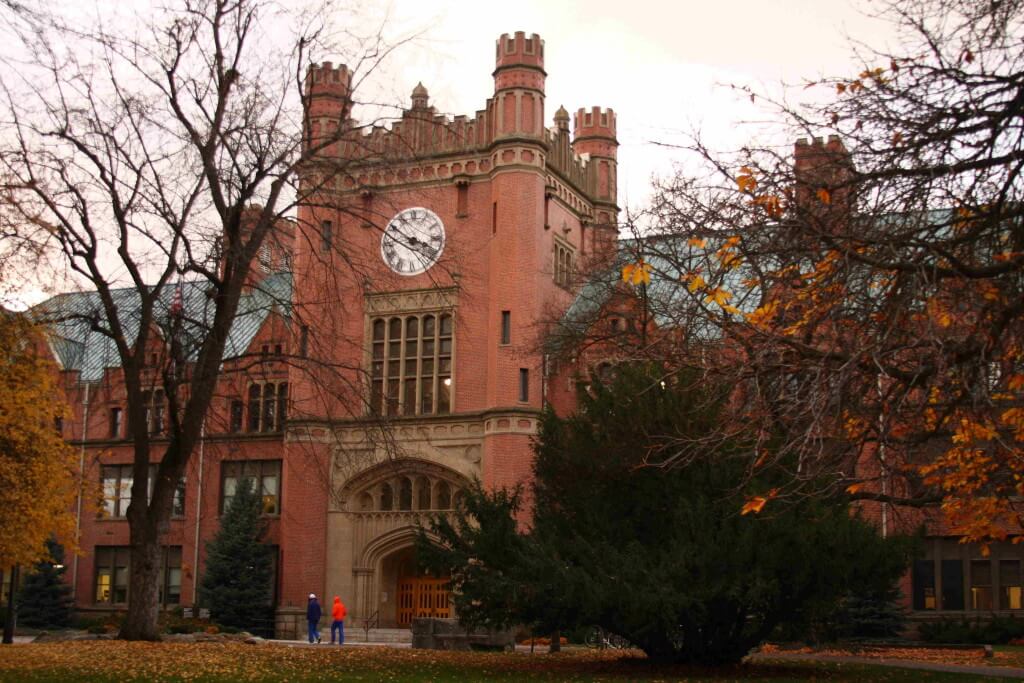 40 Most Beautiful College Campuses in Rural Areas - Great Value Colleges
