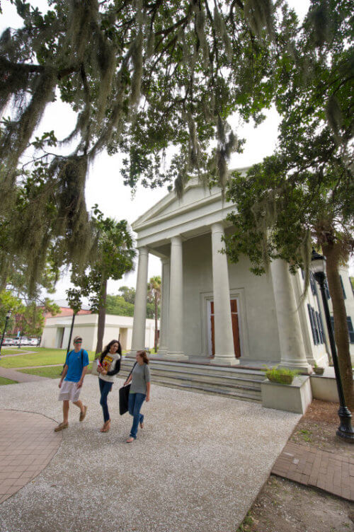 50 Colleges With The Oldest Architecture In The U.S.
